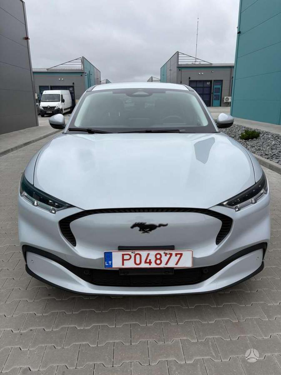Grey Ford Mustang Mach-E 2022 in Kaunas, with an engine capacity of 0.00 L and mileage of 65 thousand km for 25600 €, photo 14 on AUTOMOTO.COM.LV