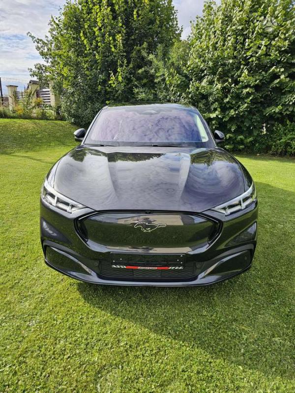 Серый Форд Mustang Mach-E 2022 в Вильнюс, объемом двигателя 0.00 л и пробегом 61 тыс. км за 24900 €, фото 5 на AUTOMOTO.COM.LV