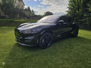 Pelēks Ford Mustang Mach-E 2022 Viļņa, ar dzinēja tilpumu 0.00 L un nobraukumu 61 tūkst. km par 24900 €, foto 7 vietnē AUTOMOTO.COM.LV
