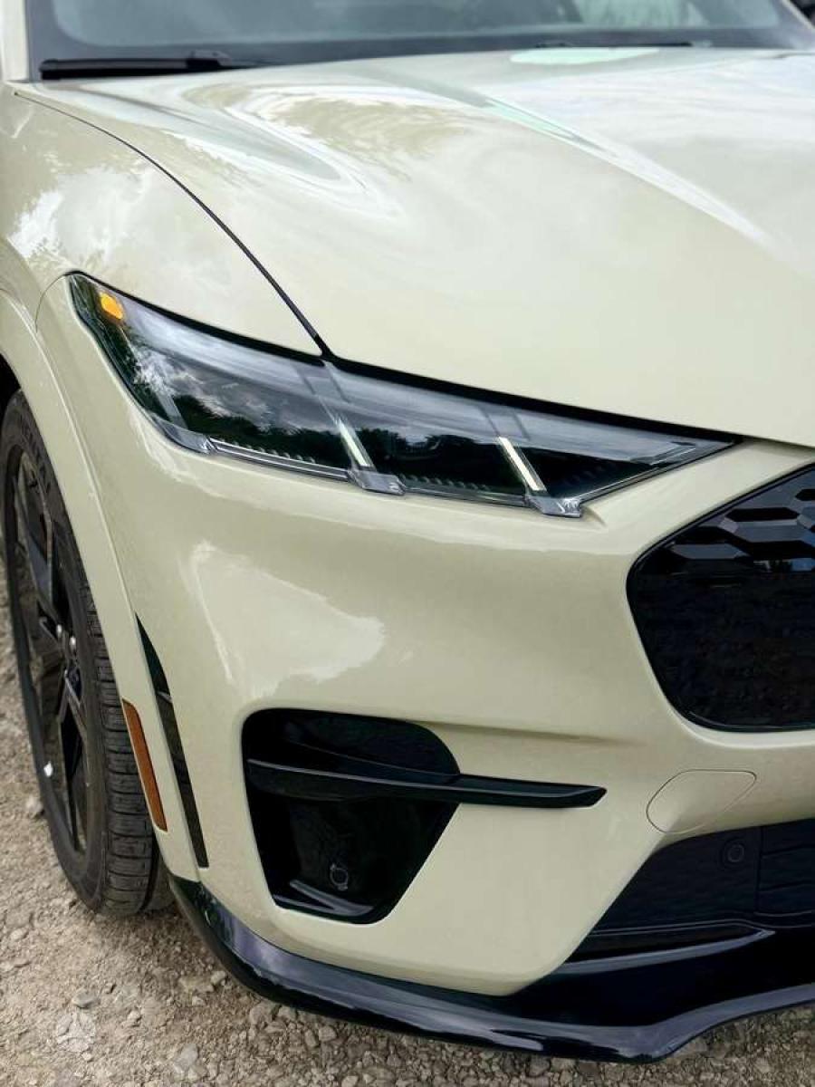 Ford Mustang Mach-E 2025 Šauļi, ar dzinēja tilpumu 0.00 L un nobraukumu 1 tūkst. km par 49610 €, foto 8 vietnē AUTOMOTO.COM.LV