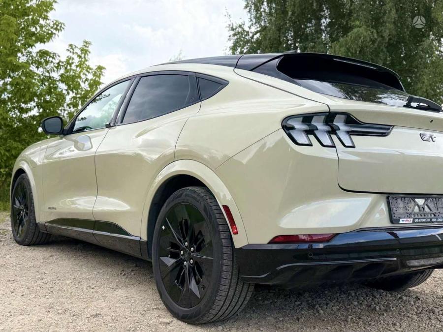 Ford Mustang Mach-E 2025 Šauļi, ar dzinēja tilpumu 0.00 L un nobraukumu 1 tūkst. km par 49610 €, foto 12 vietnē AUTOMOTO.COM.LV
