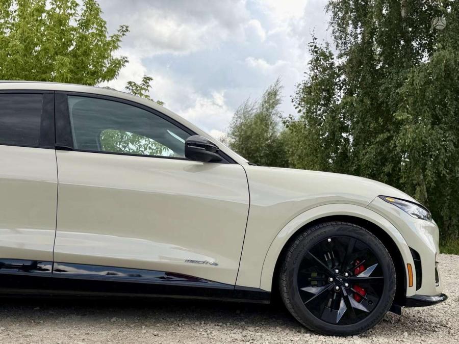 Ford Mustang Mach-E 2025 Šauļi, ar dzinēja tilpumu 0.00 L un nobraukumu 1 tūkst. km par 49610 €, foto 15 vietnē AUTOMOTO.COM.LV