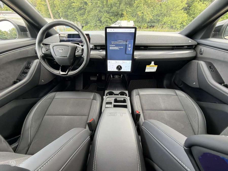 Ford Mustang Mach-E 2025 Šauļi, ar dzinēja tilpumu 0.00 L un nobraukumu 1 tūkst. km par 49610 €, foto 27 vietnē AUTOMOTO.COM.LV