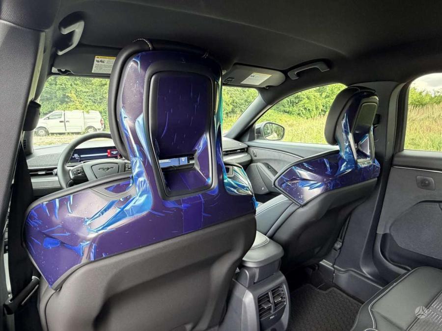 Ford Mustang Mach-E 2025 Šauļi, ar dzinēja tilpumu 0.00 L un nobraukumu 1 tūkst. km par 49610 €, foto 34 vietnē AUTOMOTO.COM.LV