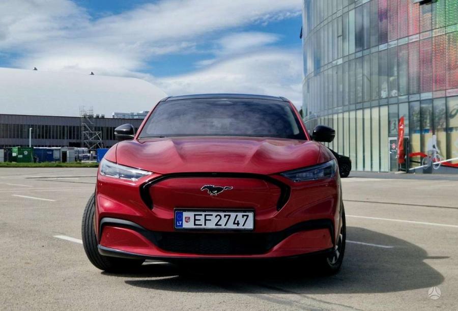 Sarkans Ford Mustang Mach-E 2021 Šauļi, ar dzinēja tilpumu 0.00 L un nobraukumu 126 tūkst. km par 22000 €, foto 8 vietnē AUTOMOTO.COM.LV