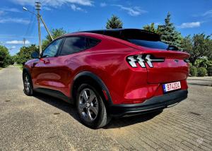 Красный Форд Mustang Mach-E 2024 в Вильнюс, объемом двигателя 0.00 л и пробегом 20 тыс. км за 24999 €, фото 9 на AUTOMOTO.COM.LV