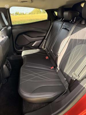 Красный Форд Mustang Mach-E 2022 в Ионава, объемом двигателя 0.00 л и пробегом 81 тыс. км за 24500 €, фото 7 на AUTOMOTO.COM.LV