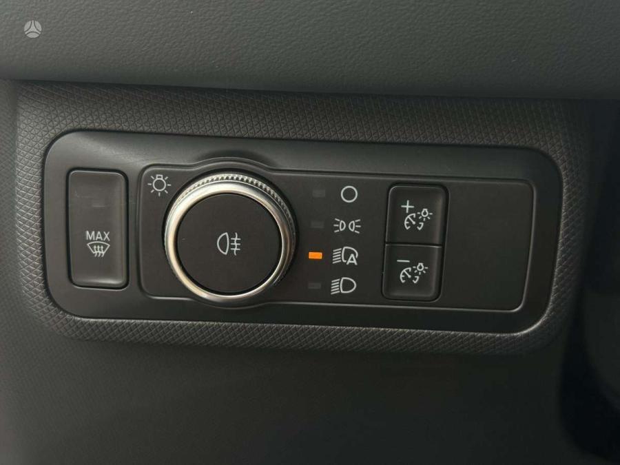 Белый Форд Mustang Mach-E 2021 в Каунас, объемом двигателя 0.00 л и пробегом 94 тыс. км за 27999 €, фото 18 на AUTOMOTO.COM.LV