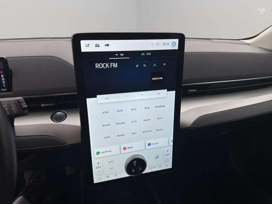 Белый Форд Mustang Mach-E 2021 в Каунас, объемом двигателя 0.00 л и пробегом 94 тыс. км за 27999 €, фото 17 на AUTOMOTO.COM.LV