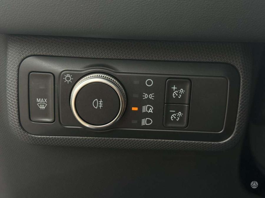 Белый Форд Mustang Mach-E 2021 в Каунас, объемом двигателя 0.00 л и пробегом 94 тыс. км за 27999 €, фото 18 на AUTOMOTO.COM.LV