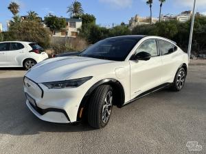 Белый Форд Mustang Mach-E 2021 в Мариямполе, объемом двигателя 0.00 л и пробегом 95 тыс. км за 29500 €, фото 6 на AUTOMOTO.COM.LV