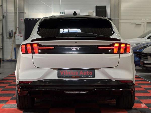 Белый Форд Mustang Mach-E 2022 в Вильнюс, объемом двигателя 0.00 л и пробегом 32 тыс. км за 33990 €, фото 5 на AUTOMOTO.COM.LV