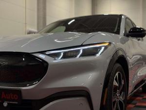 Белый Форд Mustang Mach-E 2023 в Вильнюс, объемом двигателя 0.00 л и пробегом 19 тыс. км за 32790 €, фото 8 на AUTOMOTO.COM.LV