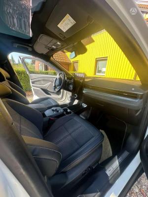 Balts Ford Mustang Mach-E 2024 Klaipėda, ar dzinēja tilpumu 0.00 L un nobraukumu 6 tūkst. km par 35900 €, foto 8 vietnē AUTOMOTO.COM.LV