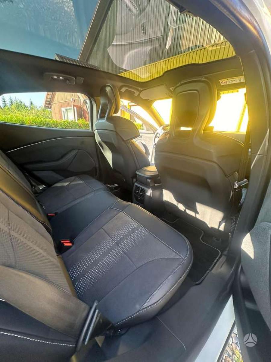 Balts Ford Mustang Mach-E 2024 Klaipėda, ar dzinēja tilpumu 0.00 L un nobraukumu 6 tūkst. km par 35900 €, foto 12 vietnē AUTOMOTO.COM.LV