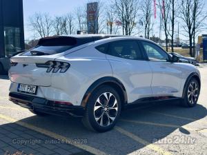 White Ford Mustang Mach-E 2025 in Tallinn, with an engine capacity of 0.00 L and mileage of 2 thousand km for 54900 €, photo 3 on AUTOMOTO.COM.LV