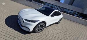 Белый Форд Mustang Mach-E 2023 в Вильнюс, объемом двигателя 0.00 л и пробегом 60 тыс. км за 31700 €, фото 5 на AUTOMOTO.COM.LV