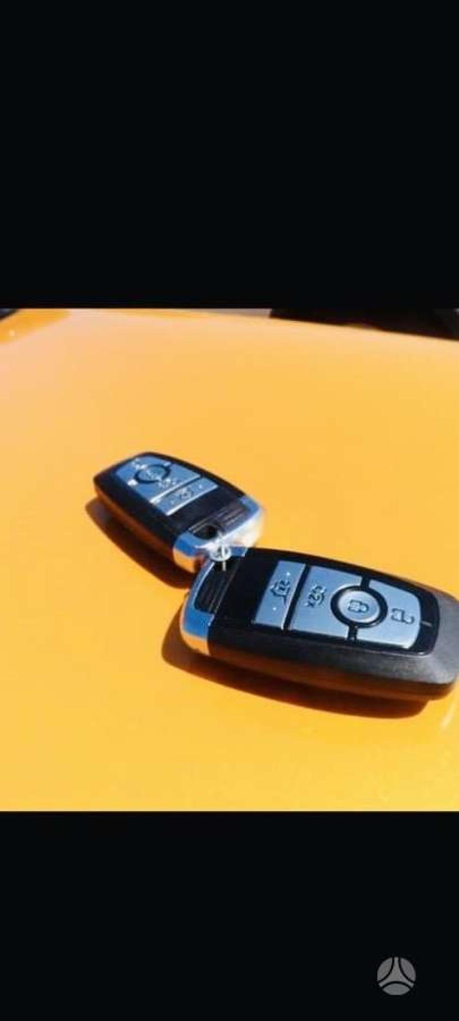 Dzeltens Ford Mustang Mach-E 2023 Klaipėda, ar dzinēja tilpumu 0.00 L un nobraukumu 23 tūkst. km par 31500 €, foto 28 vietnē AUTOMOTO.COM.LV