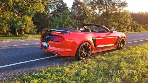 Orange Ford Mustang 2015 in Tallinn, with an engine capacity of 3.70 L and mileage of 201 thousand km for 24900 €, photo 5 on AUTOMOTO.COM.LV