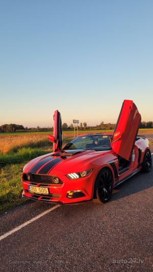 Orange Ford Mustang 2015 in Tallinn, with an engine capacity of 3.70 L and mileage of 201 thousand km for 24900 €, photo 7 on AUTOMOTO.COM.LV