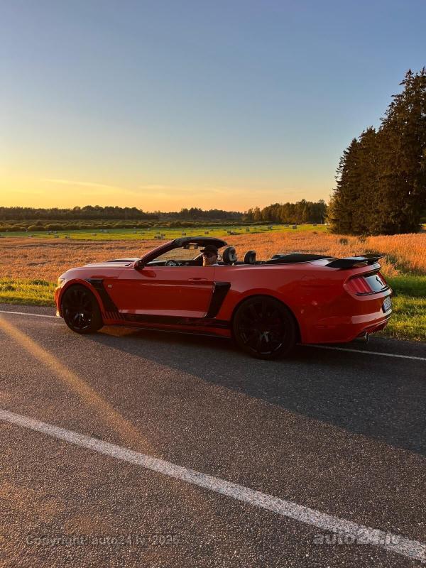 Orange Ford Mustang 2015 in Tallinn, with an engine capacity of 3.70 L and mileage of 201 thousand km for 24900 €, photo 9 on AUTOMOTO.COM.LV