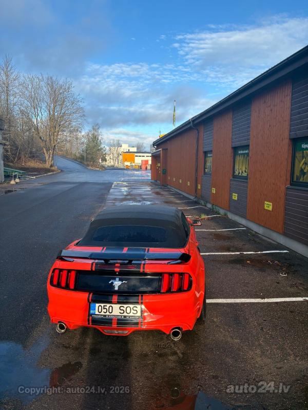 Orange Ford Mustang 2015 in Tallinn, with an engine capacity of 3.70 L and mileage of 201 thousand km for 24900 €, photo 10 on AUTOMOTO.COM.LV
