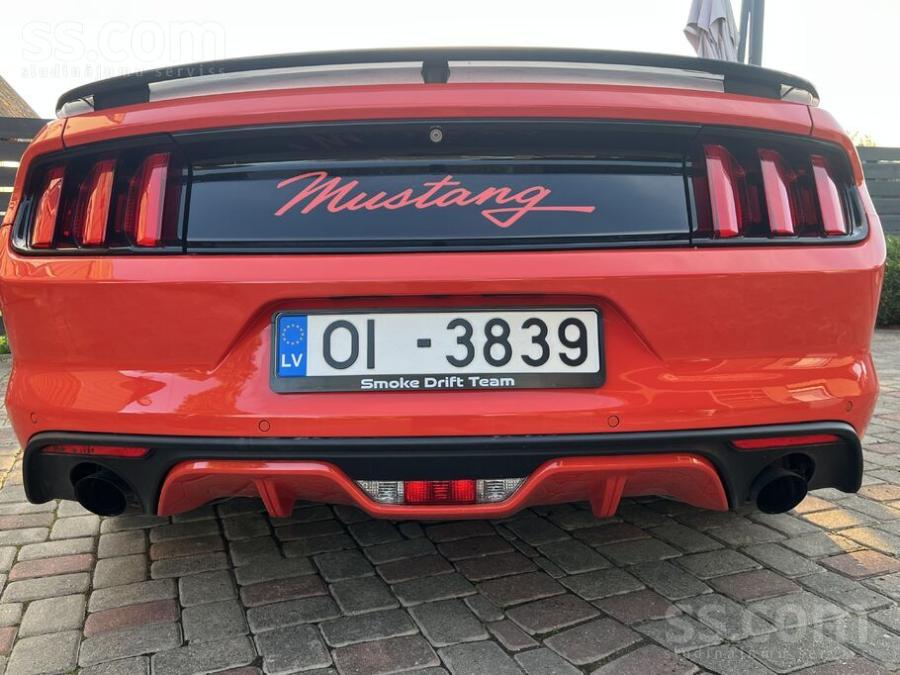 Oranžs Ford Mustang 2015 Balvi, ar dzinēja tilpumu 2.30 L un nobraukumu 159 tūkst. km par 20500 €, foto 6 vietnē AUTOMOTO.COM.LV