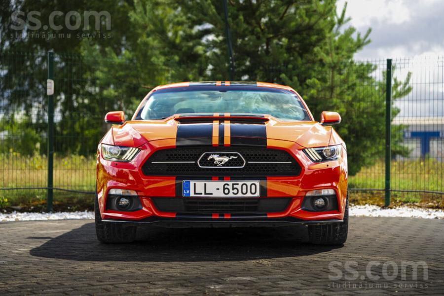 Orange Ford Mustang 2015 in Riga, with an engine capacity of 2.30 L and mileage of 56 thousand km for 23490 €, photo 3 on AUTOMOTO.COM.LV