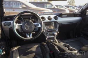 Orange Ford Mustang 2015 in Riga, with an engine capacity of 2.30 L and mileage of 56 thousand km for 23490 €, photo 9 on AUTOMOTO.COM.LV