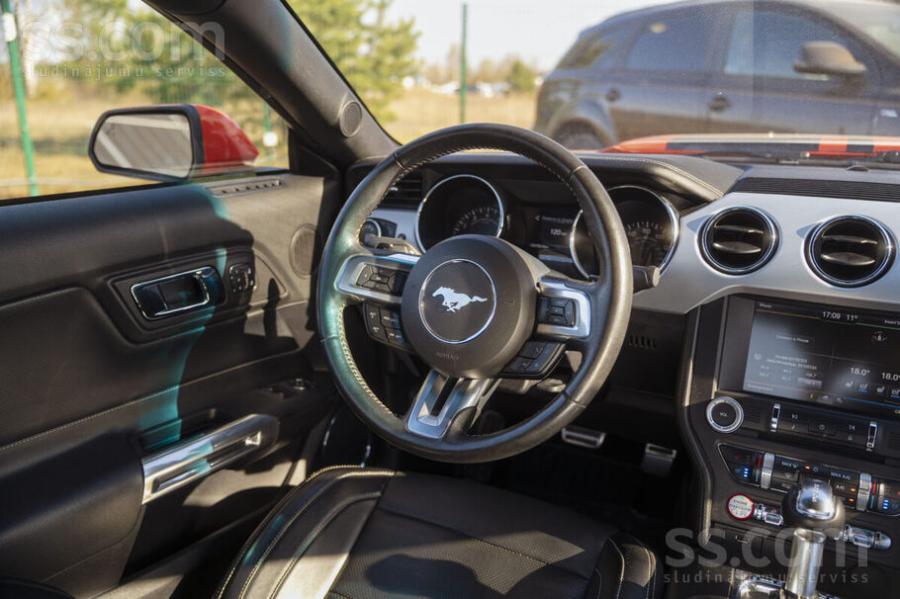 Orange Ford Mustang 2015 in Riga, with an engine capacity of 2.30 L and mileage of 56 thousand km for 23490 €, photo 17 on AUTOMOTO.COM.LV