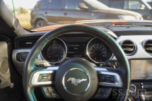 Orange Ford Mustang 2015 in Riga, with an engine capacity of 2.30 L and mileage of 56 thousand km for 23490 €, photo 21 on AUTOMOTO.COM.LV