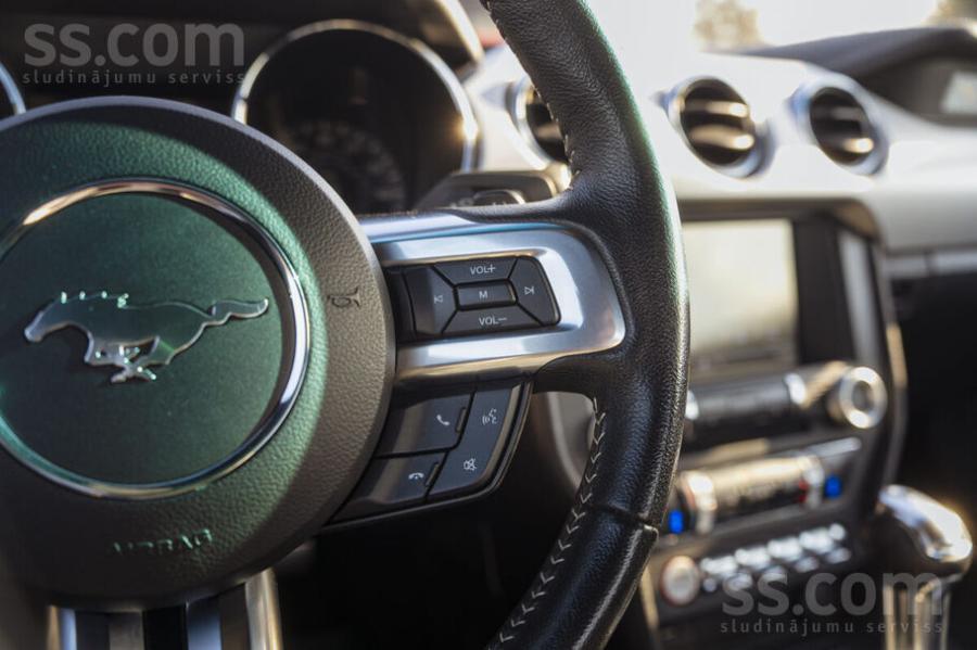 Orange Ford Mustang 2015 in Riga, with an engine capacity of 2.30 L and mileage of 56 thousand km for 23490 €, photo 22 on AUTOMOTO.COM.LV