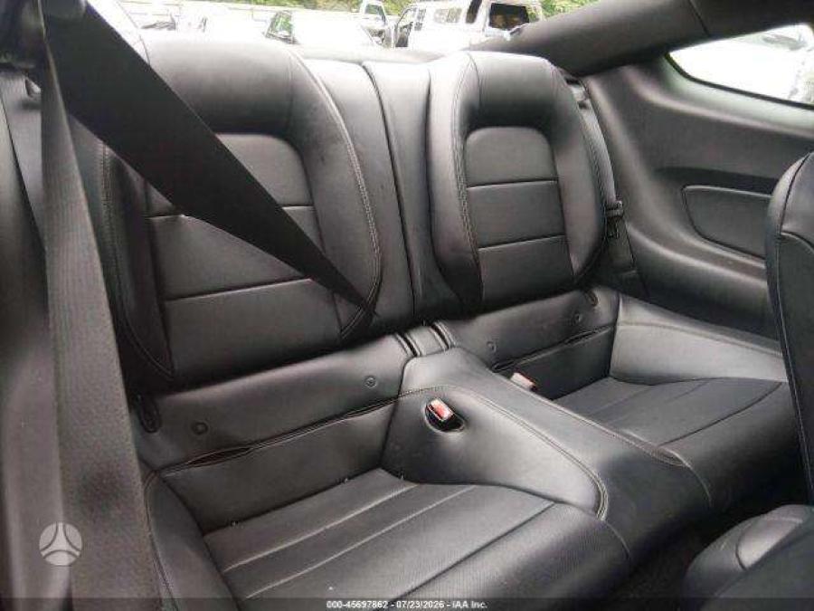 Oranžs Ford Mustang 2016 Klaipėda, ar dzinēja tilpumu 2.30 L un nobraukumu 220 tūkst. km par 8000 €, foto 13 vietnē AUTOMOTO.COM.LV