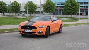 Orange Ford Mustang 2017 in Riga, with an engine capacity of 2.30 L and mileage of 95 thousand km for 16999 €, photo 10 on AUTOMOTO.COM.LV