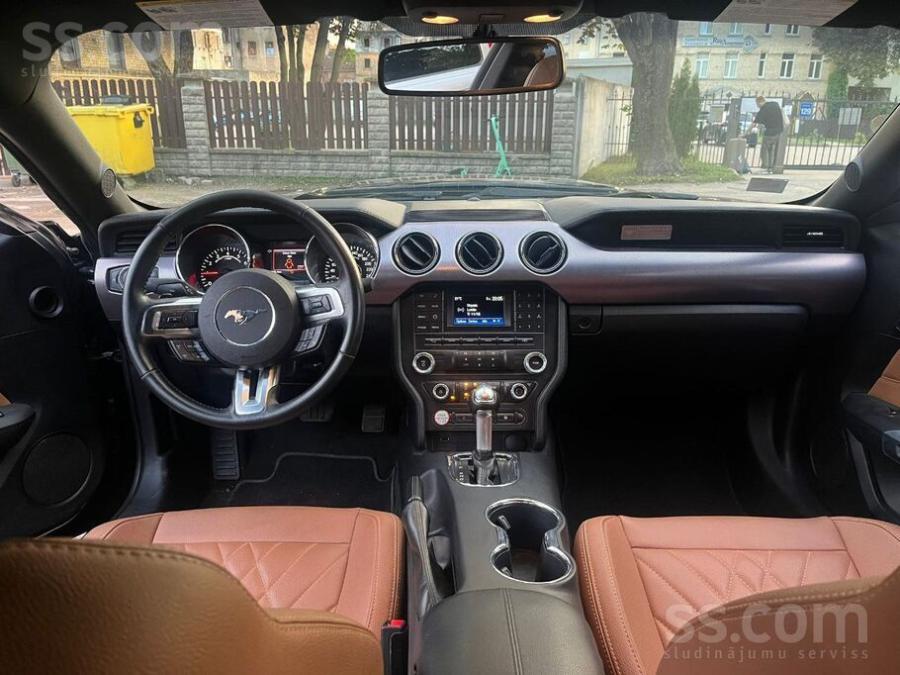 Orange Ford Mustang 2017 in Riga, with an engine capacity of 2.30 L and mileage of 95 thousand km for 16999 €, photo 11 on AUTOMOTO.COM.LV