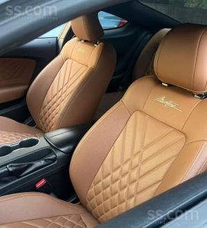 Orange Ford Mustang 2017 in Riga, with an engine capacity of 2.30 L and mileage of 95 thousand km for 16999 €, photo 12 on AUTOMOTO.COM.LV