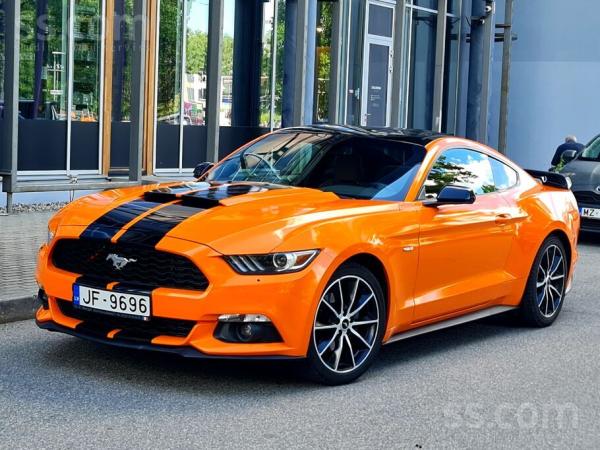 Oranžs Ford Mustang 2017 Rīga, ar dzinēja tilpumu 2.30 L un nobraukumu 96 tūkst. km par 17500 €, foto 1 vietnē AUTOMOTO.COM.LV