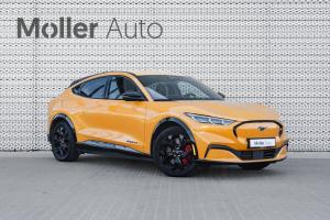Oranžs Ford Mustang 2024 Mārupe, ar dzinēja tilpumu 0.00 L un nobraukumu 19 tūkst. km par 39900 €, foto 3 vietnē AUTOMOTO.COM.LV