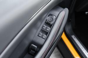 Oranžs Ford Mustang 2024 Mārupe, ar dzinēja tilpumu 0.00 L un nobraukumu 19 tūkst. km par 39900 €, foto 9 vietnē AUTOMOTO.COM.LV