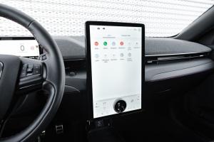 Oranžs Ford Mustang 2024 Mārupe, ar dzinēja tilpumu 0.00 L un nobraukumu 19 tūkst. km par 39900 €, foto 16 vietnē AUTOMOTO.COM.LV