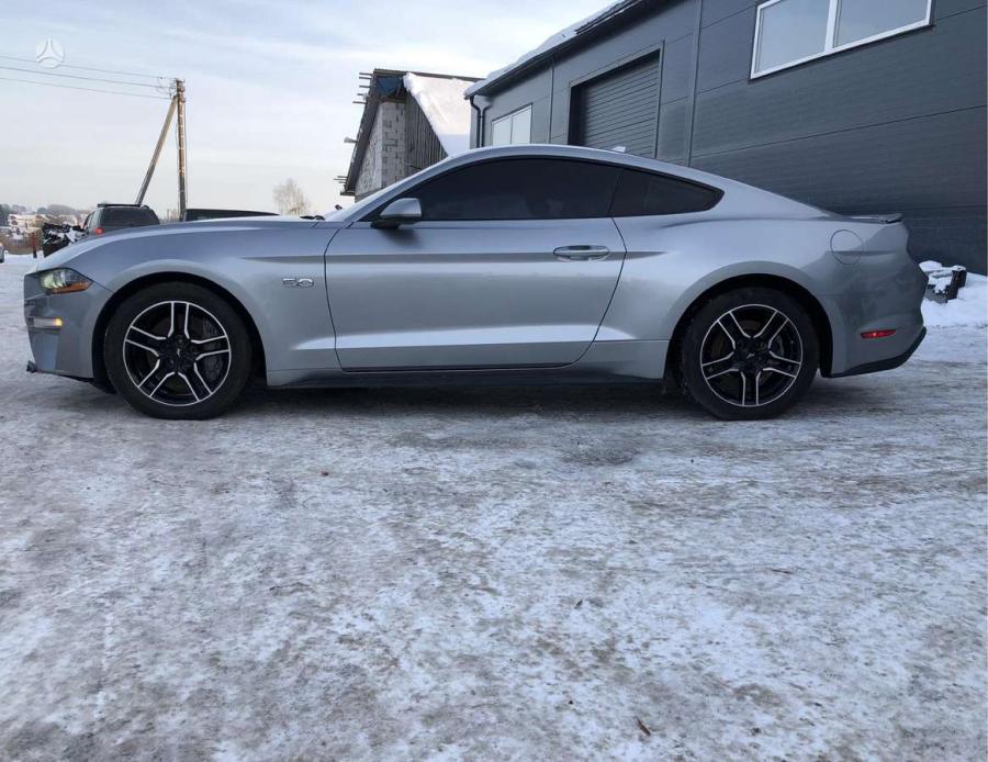 Ford Mustang 2021 Viļņa, ar dzinēja tilpumu 5.00 L un nobraukumu 51 tūkst. km par 16500 €, foto 1 vietnē AUTOMOTO.COM.LV