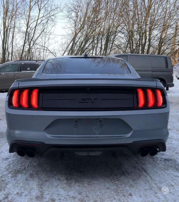 Ford Mustang 2021 in Vilnius, with an engine capacity of 5.00 L and mileage of 51 thousand km for 16500 €, photo 6 on AUTOMOTO.COM.LV