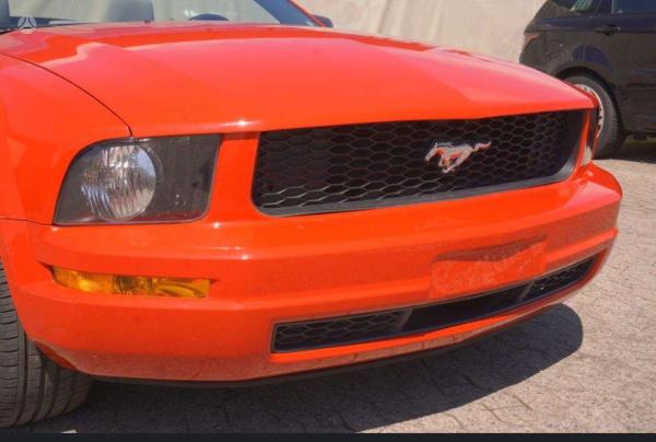 Sarkans Ford Mustang 2007 Kauņa, ar dzinēja tilpumu 4.00 L un nobraukumu 93 tūkst. km par 7800 €, foto 7 vietnē AUTOMOTO.COM.LV