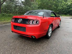 Sarkans Ford Mustang 2014 Kauņa, ar dzinēja tilpumu 3.73 L un nobraukumu 129 tūkst. km par 8800 €, foto 10 vietnē AUTOMOTO.COM.LV