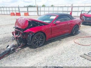 Red Ford Mustang 2015 in Raseiniai, with an engine capacity of 2.26 L and mileage of 208 thousand km for 6500 €, photo 5 on AUTOMOTO.COM.LV