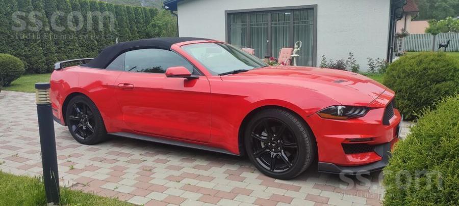 Sarkans Ford Mustang 2018 Jūrmala, ar dzinēja tilpumu 2.30 L un nobraukumu 94 tūkst. km par 24500 €, foto 9 vietnē AUTOMOTO.COM.LV