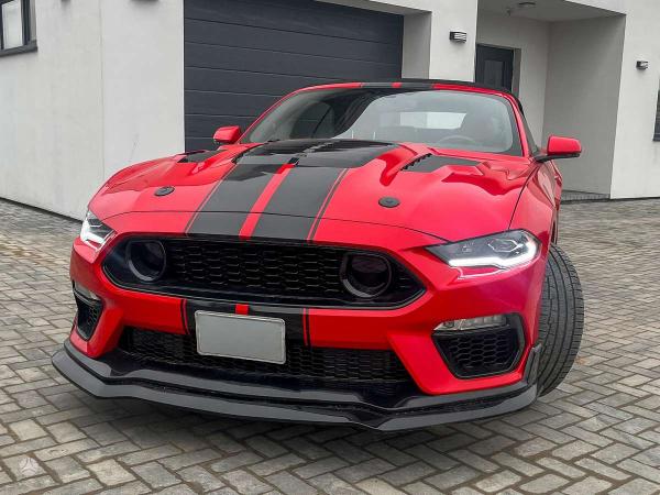 Red Ford Mustang 2018 in Jonava, with an engine capacity of 2.25 L and mileage of 34 thousand km for 24000 €, photo 1 on AUTOMOTO.COM.LV
