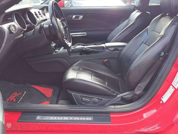 Ford Mustang 2019 Ukmergė vietnē Sarkans Ford Mustang 2019 Ukmergė, ar dzinēja tilpumu 2.25 L un nobraukumu 105 tūkst. km par 19000 €, foto 8 vietnē AUTOMOTO.COM.LV