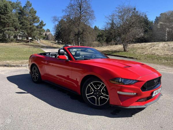 Sarkans Ford Mustang 2020 Viļņa, ar dzinēja tilpumu 2.25 L un nobraukumu 127 tūkst. km par 24000 €, foto 1 vietnē AUTOMOTO.COM.LV
