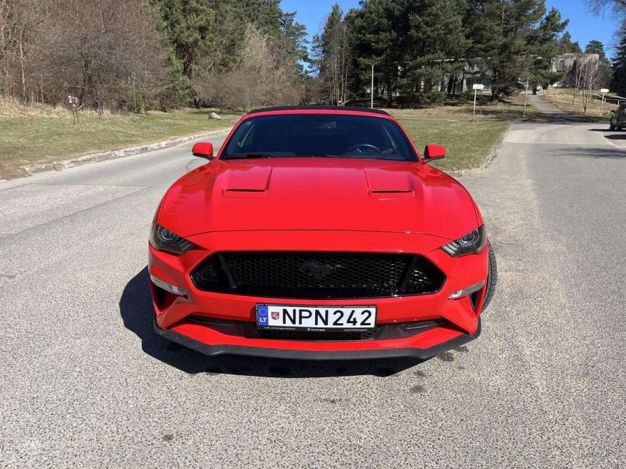 Sarkans Ford Mustang 2020 Viļņa, ar dzinēja tilpumu 2.25 L un nobraukumu 127 tūkst. km par 24000 €, foto 3 vietnē AUTOMOTO.COM.LV